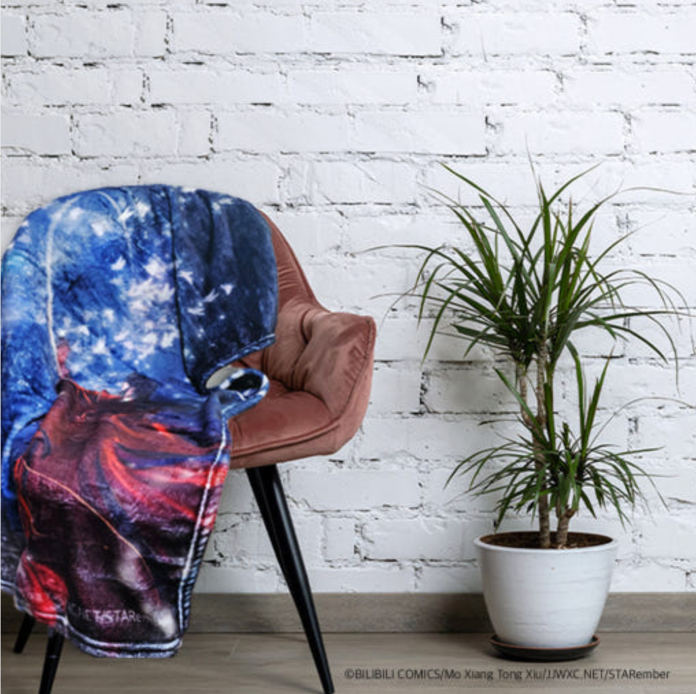 [collaboration cafe] Heaven Official's Blessing TGCF : Lap Blanket ...